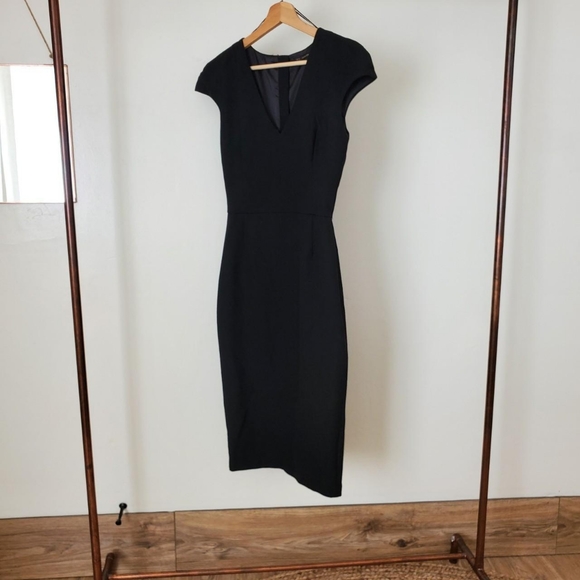 Zara | Dresses | Zara Zip Up Back Lbd | Poshmark